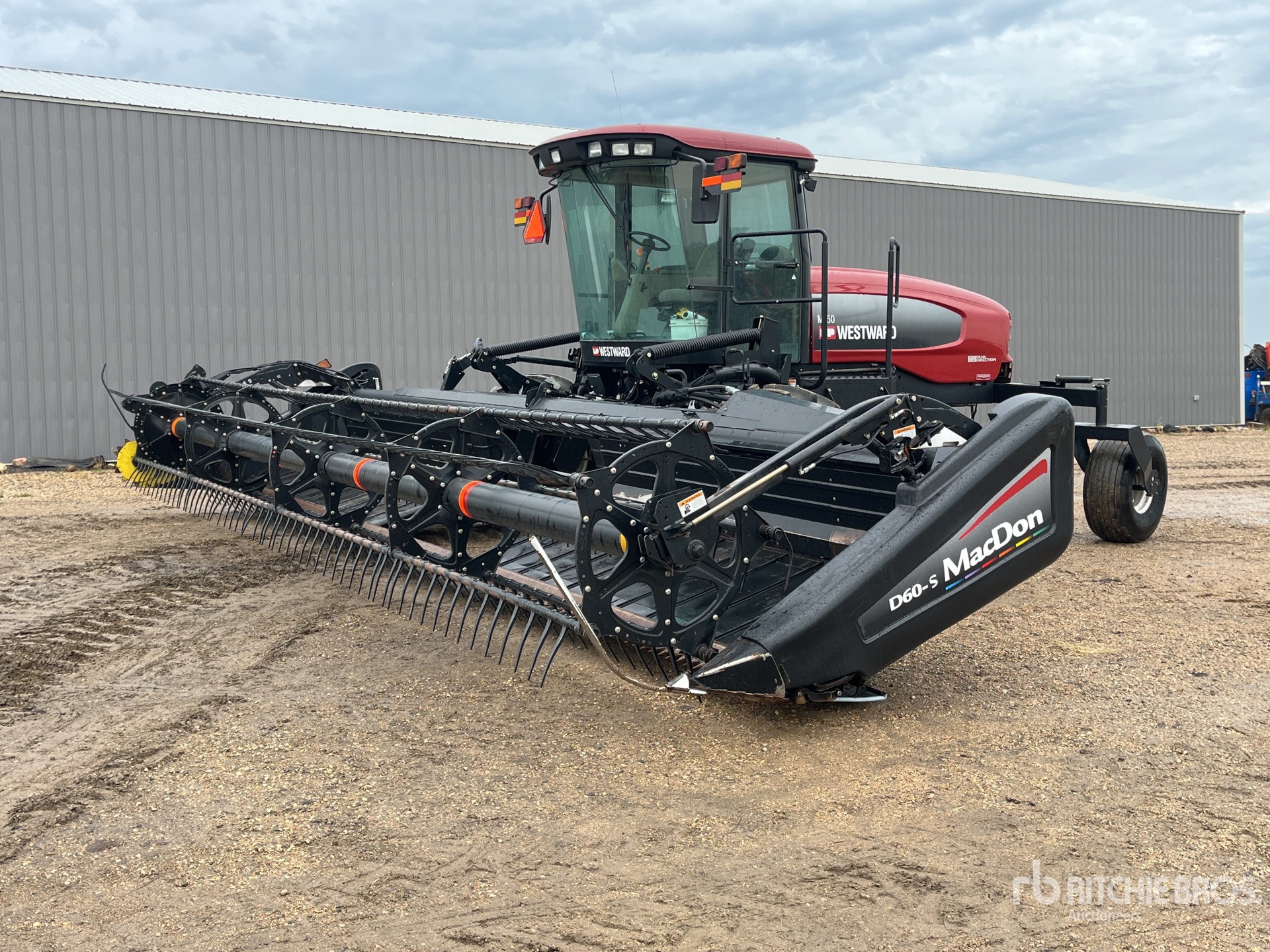 2010 MacDon M150 35 ft Swather Windrower | Ritchie Bros. Auctioneers