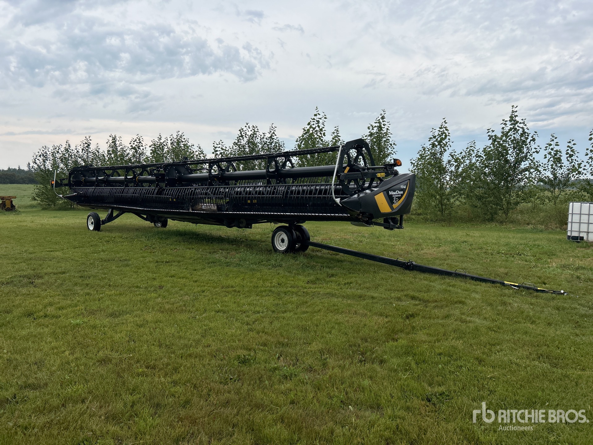 2021 MacDon FD140 40 ft Flex Draper Combine Header | Ritchie Bros ...