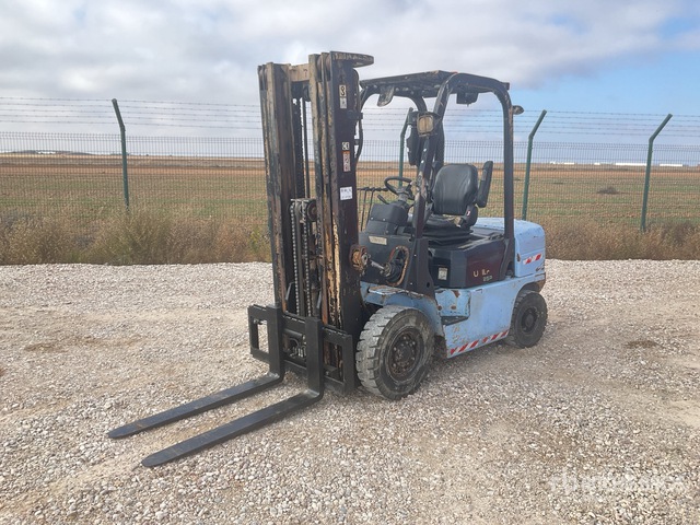 2019 Utilev UT25P Pneumatic Tire Forklift | Ritchie Bros. Auctioneers