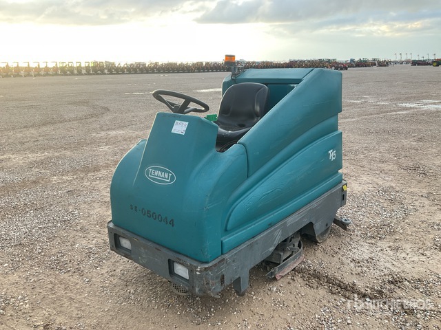2010 Tennant T15 Floor Scrubber | Ritchie Bros. Auctioneers