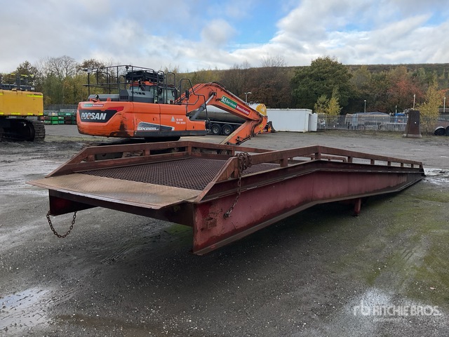 2004 ThorWorld SMY249040FW Loading Ramp | Ritchie Bros. Auctioneers