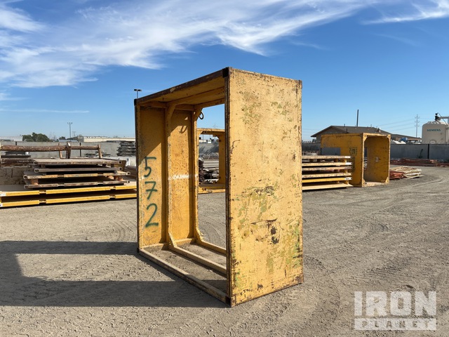 8 ft x 8 ft x 4 ft Manhole Box in Sacramento, California, United States ...