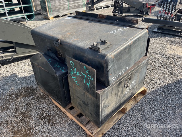 Quantity of Steel Side Mount Tool Boxes & Tank | Ritchie Bros. Auctioneers