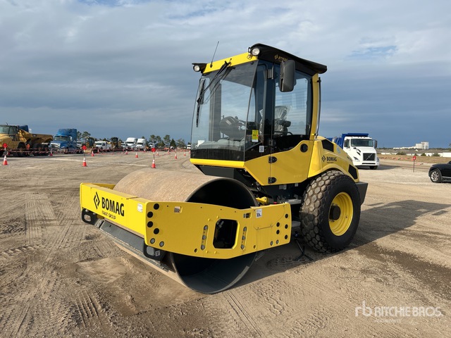 2023 Bomag BW177D-5 Smooth Drum Compactor (Unused) | Ritchie Bros ...