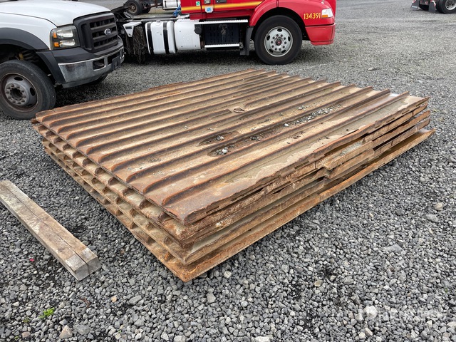 Quantity of (5) Rumble Plates Varios metales | Ritchie Bros. Auctioneers