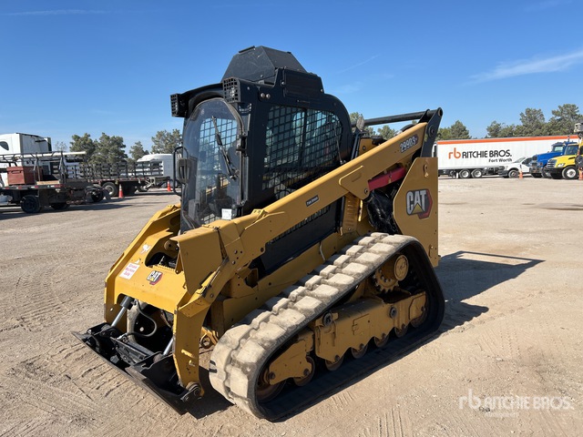 2019 Cat 299D3XE Two-Speed Compact Track Loader | Ritchie Bros. Auctioneers