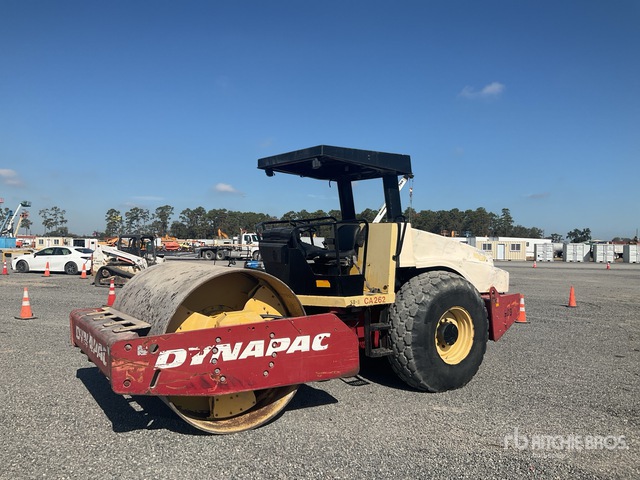 2003 Dynapac CA262D Smooth Drum Compactor | Ritchie Bros. Auctioneers