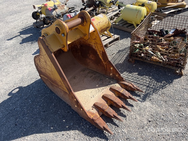 2017 John Deere 36 in Digging Excavator Bucket | Ritchie Bros. Auctioneers