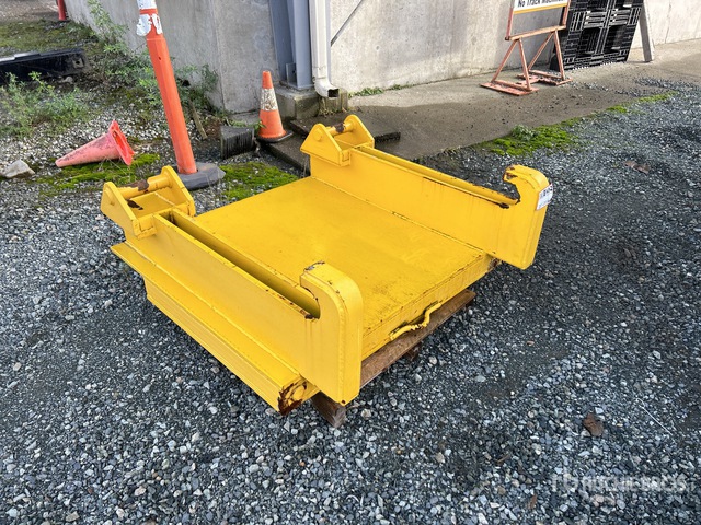 48 in Wheel Loader Quick Coupler | Ritchie Bros. Auctioneers