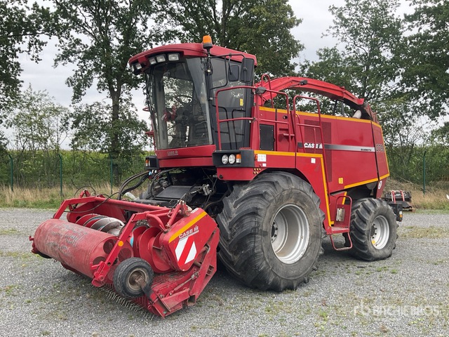 1998 Case IH 8790 Mammoth 4WD Forage Harvester | Ritchie Bros. Auctioneers