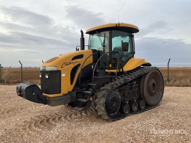 2004 Challenger MT700B Track Tractor | Ritchie Bros. Auctioneers