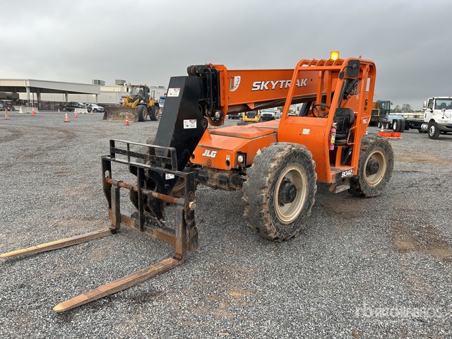 2014 SkyTrak 8042 Telehandler | Ritchie Bros. Auctioneers