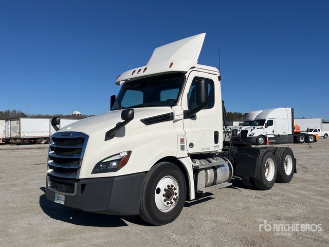 2018 Freightliner Cascadia 126 6x4 Day Cab Prime Mover | Ritchie Bros ...