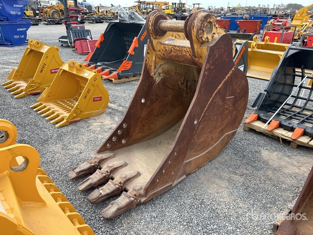 Cat 36 in Digging Excavator Bucket - Fits Cat 349E | Ritchie Bros ...