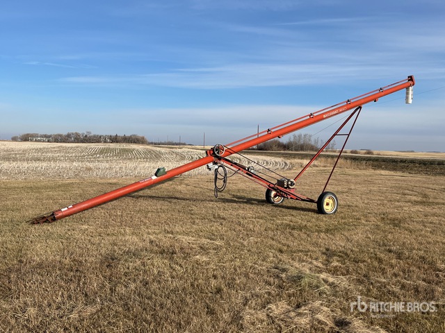 1986 Sakundiak HD7-41 7 in x 41 ft Grain Auger | Ritchie Bros. Auctioneers