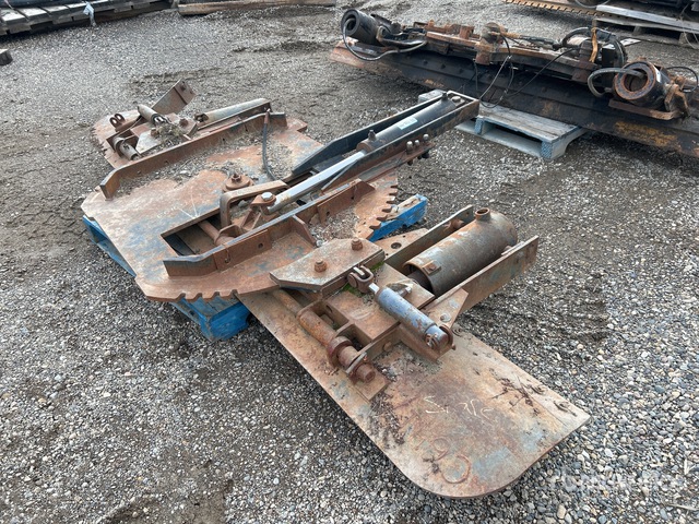 10 ft Underbody Scraper | Ritchie Bros. Auctioneers