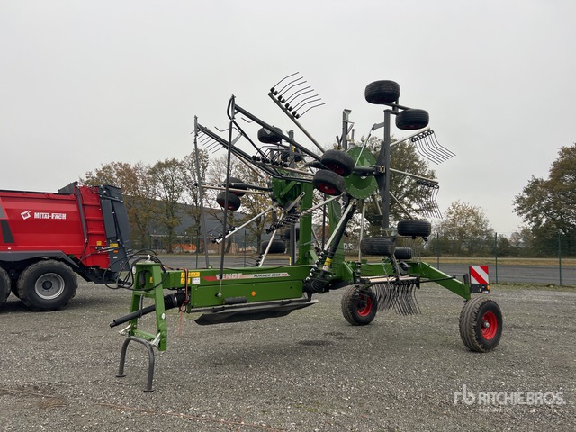 2022 Fendt Former 8055 Pro Hay Rake | Ritchie Bros. Auctioneers