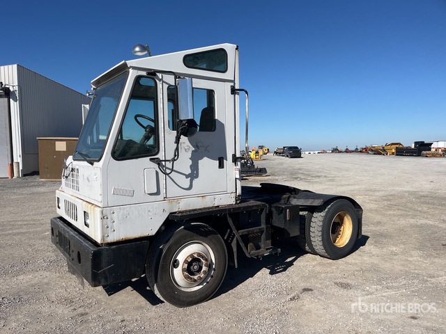 2007 Ottawa Commando 30 4x2 Spotter Truck | Ritchie Bros. Auctioneers