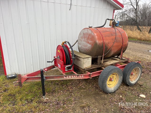 Custom Built T/A Fuel / Lube Trailer | Ritchie Bros. Auctioneers