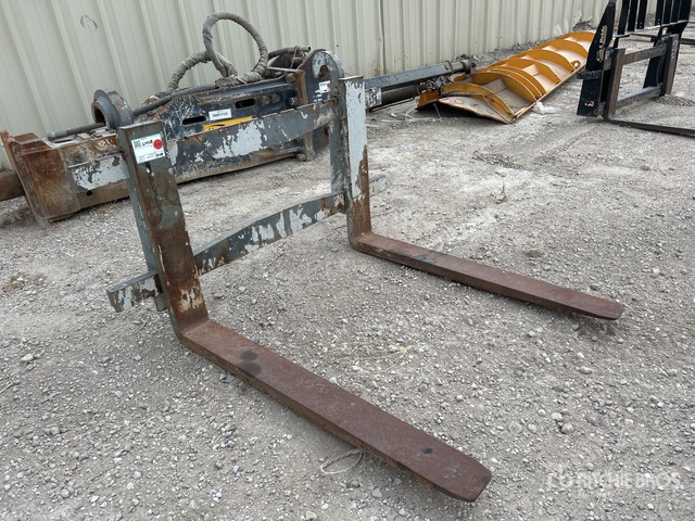 Volvo 48 in L50-L120 Fork Attachment | Ritchie Bros. Auctioneers