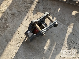 2019 Cat 444-7496 Quick Coupler - Fits Cat 304, 305 & 306 (Unused) in ...