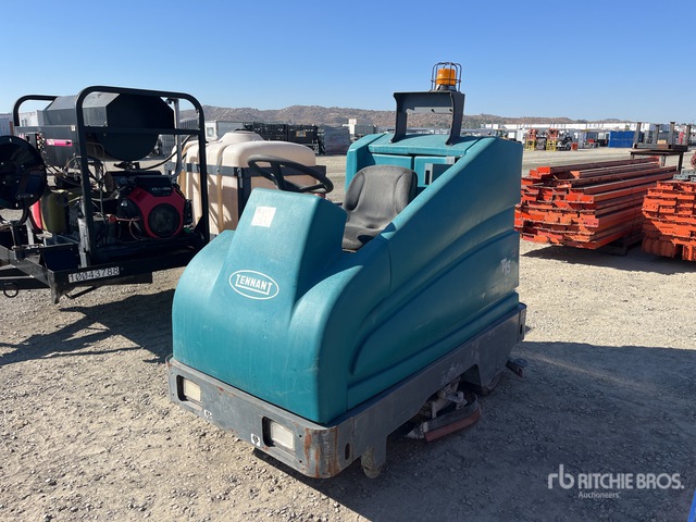 2016 Tennant T15 Ride-On Floor Scrubber | Ritchie Bros. Auctioneers
