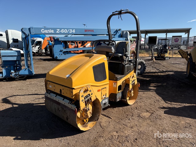 2014 Volvo DD25B Double Drum Roller | Ritchie Bros. Auctioneers
