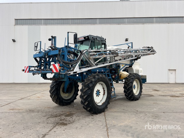 1996 Evrard AH4004-M Electronic 36 m 4x4 High Clearance Pulverisateur ...