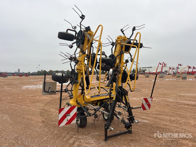 2019 New Holland Proted 880 8.8 m 3-Point 8 Rotor Faneuse Hay Tedder ...