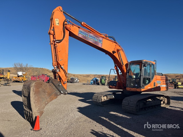 2014 Doosan DX225 LC-3 Tracked Excavator | Ritchie Bros. Auctioneers