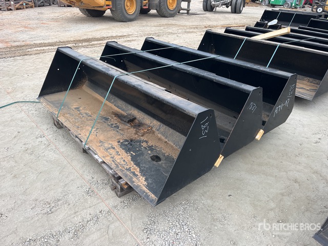 Quantity of (3) U-L 84 in Skid Steer Bucket | Ritchie Bros. Auctioneers
