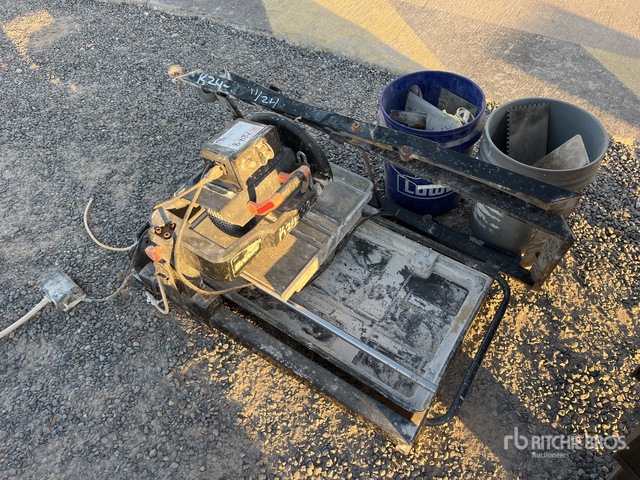 Quantity of Wet Saw & Buckets Of Trowels | Ritchie Bros. Auctioneers