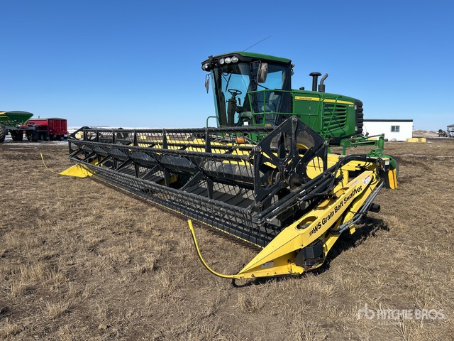 2010 John Deere A400 30 ft Swather Windrower | Ritchie Bros. Auctioneers