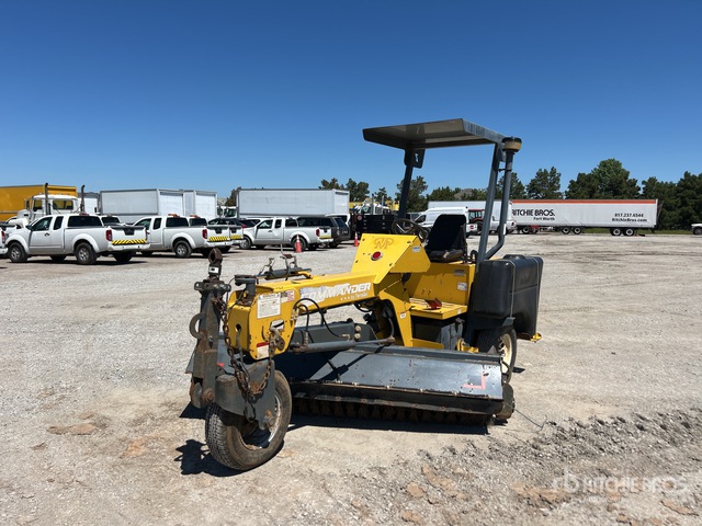 2016 Terramite TSS Self-Propelled Broom | Ritchie Bros. Auctioneers