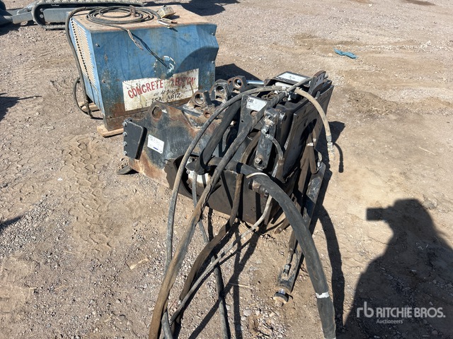 2009 Cat PC206 32 in Skid Steer Planer | Ritchie Bros. Auctioneers