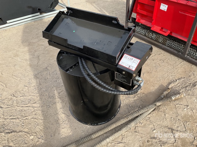 2024 GIYI GY-JBT 24 in Mini skid steer loader Mixing Barrel (Unused ...