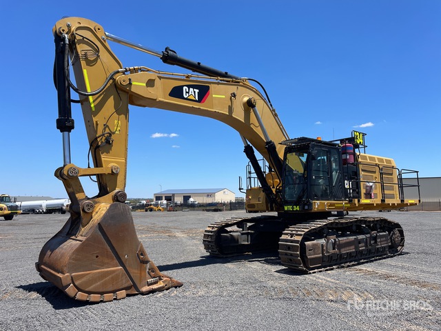 2015 Cat 374F LME Tracked Excavator | Ritchie Bros. Auctioneers