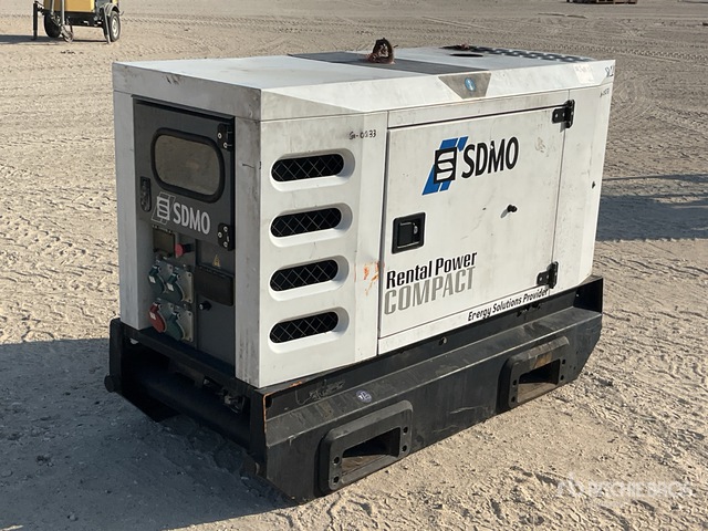 Sdmo R22 22 kVA Skid-Mounted Generador | Ritchie Bros. Auctioneers