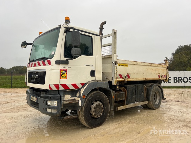 2009 MAN 18.330 BL 4x2 Camion Benne Camion à benne essieu simple ...