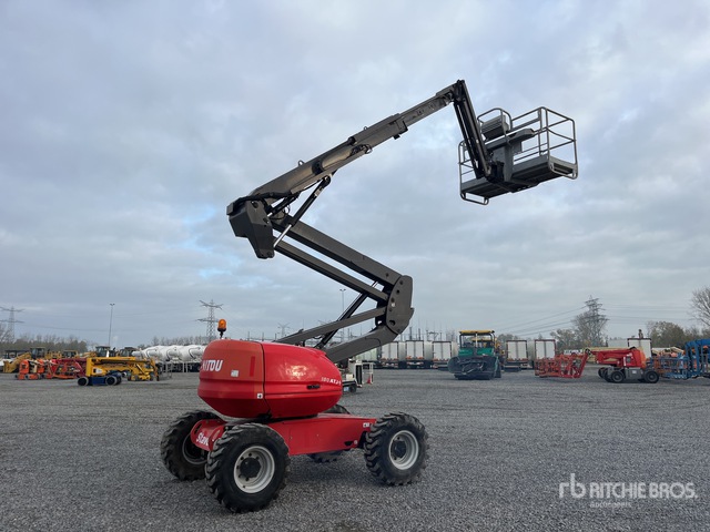 2014 Manitou 160 ATJ 4WD Diesel Articulating Boom Lift | Ritchie Bros ...