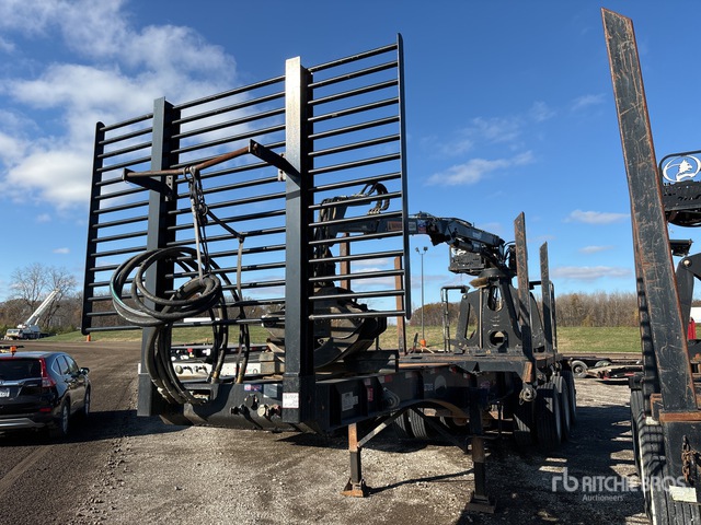 2017 Pitts LT40-L 28 ft Tri/A Self-Loading Log Trailer | Ritchie Bros ...