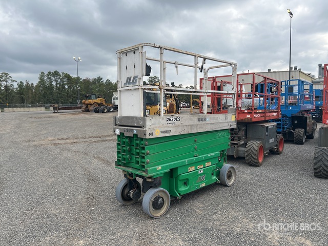 2014 JLG 2630ES Electric Scissor Lift | Ritchie Bros. Auctioneers