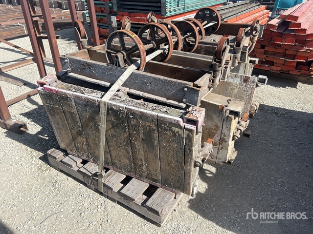 Quantity of (11) Heavy Duty 1000 lb Steel Cart | Ritchie Bros. Auctioneers