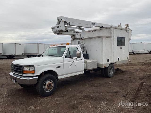 Altec AT235 35 ft on 1997 Ford F-450 XL 4x2 Bucket Truck | Ritchie Bros ...