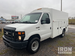 2015 Ford E-350 Utility Van in Cape Girardeau, Missouri, United States ...