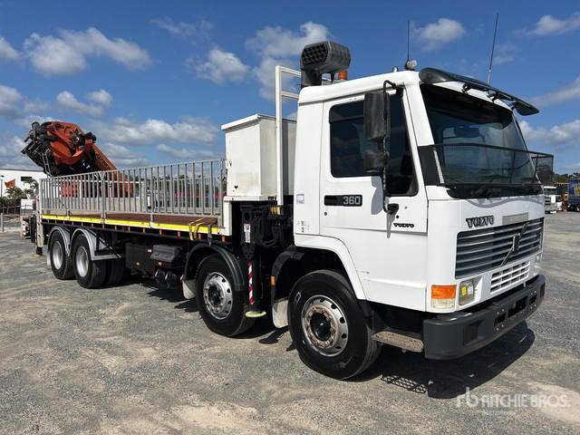 1998 Volvo FL10 8x4 Twin-Steer w/ 1995 Palfinger PK33000CR3X 9.2 ton ...