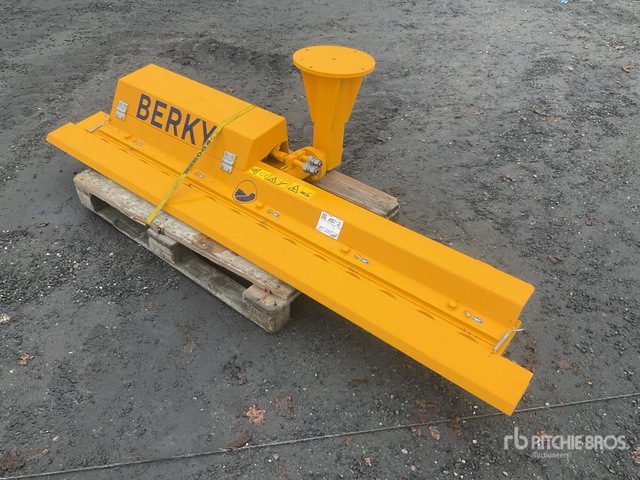 2023 Berky 5800 Cortasetos | Ritchie Bros. Auctioneers