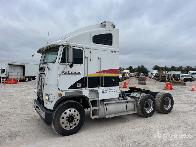 1993 Freightliner FLA086 6x4 T/A Cabover w/ Sleeper | Ritchie Bros ...