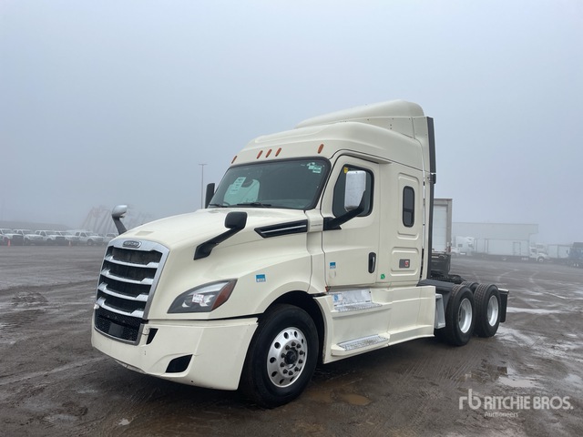 2019 Freightliner Cascadia 126 6x4 T/A Sleeper Truck Tractor ...
