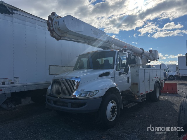 2010 Altec AM55E 56 ft on 2011 International 4300 4x2 Bucket Truck (Inoperable) | Ritchie Bros ...